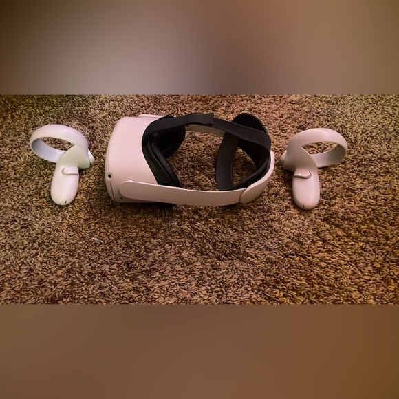 Oculus | VR, AR & Accessories | Oculus Quest 2 With An Elite Strap And ...